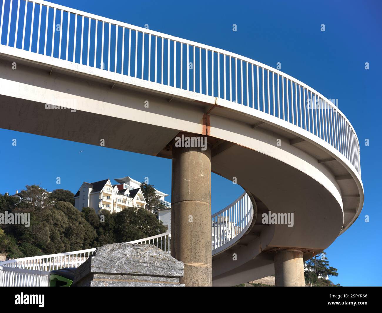 Pedestrian bridge over the Torbay road by the shore at Torquay, Devon ...