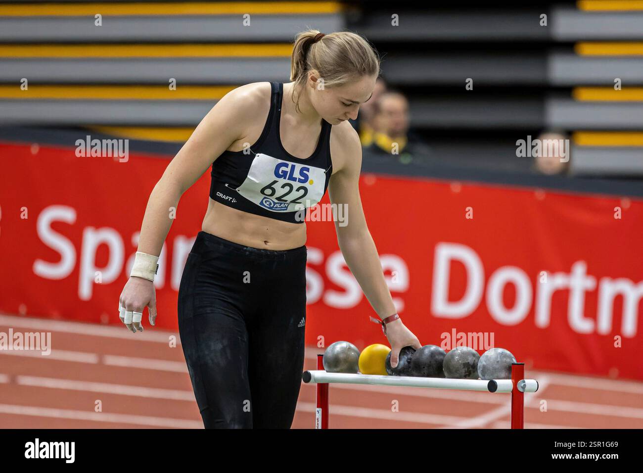 Dortmund, Deutschland. 14th Feb, 2025. Anna Chantal Posmyk (SC DHfK ...