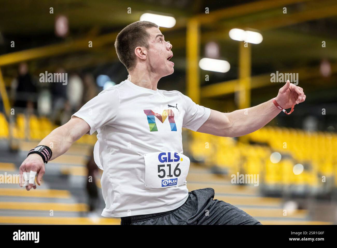 Dortmund, Deutschland. 14th Feb, 2025. Simon Kunkel (USC Mainz ...