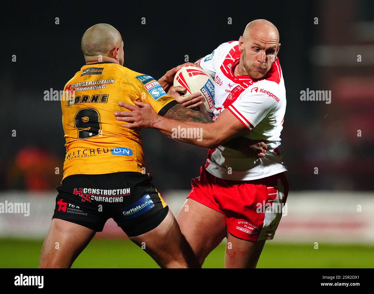 Hull Kingston Rovers' Dean Hadley (right) tackled by Castleford Tigers ...