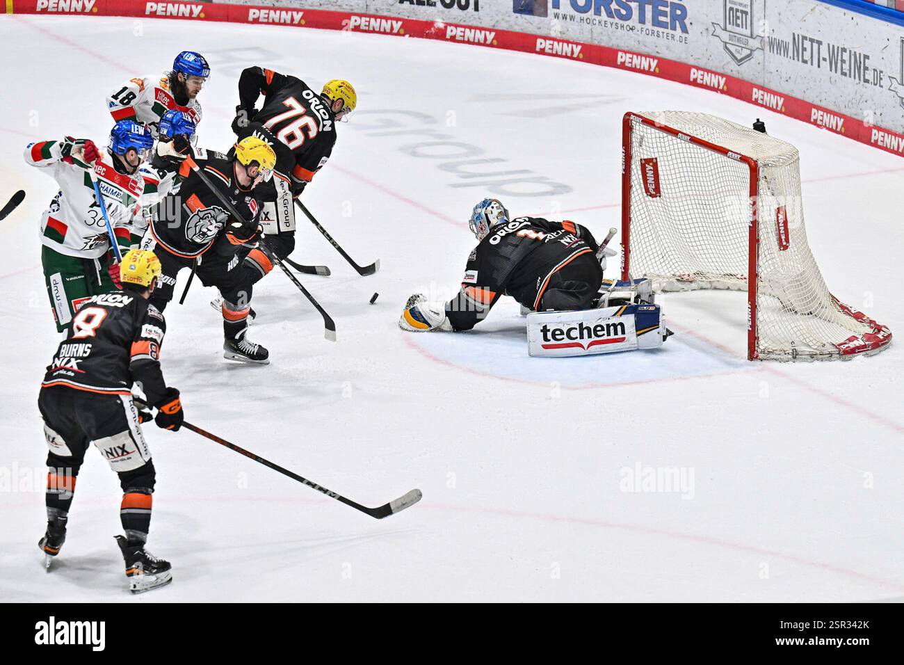 Frankfurt, Deutschland. 14th Feb, 2025. in dieser Szene kann Thomas ...