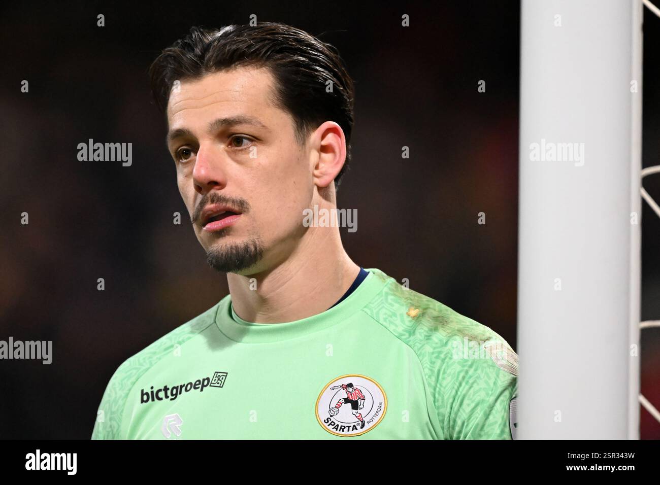 DEVENTER - Sparta Rotterdam goalkeeper Nick Olij during the Dutch ...