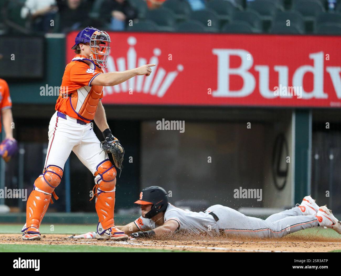 Arlington, Texas, USA. 14th Feb, 2025. OSU's JAYSON JONES (23) slides ...