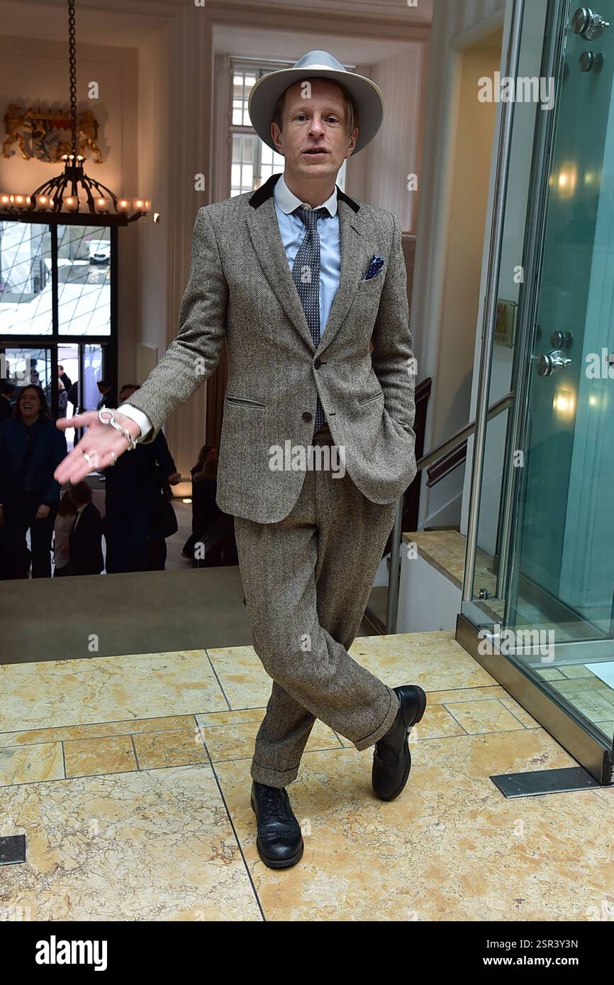 FFF Berlinale Empfang 2025 Berlin Alexander Scheer Ankunft zum FFF ...