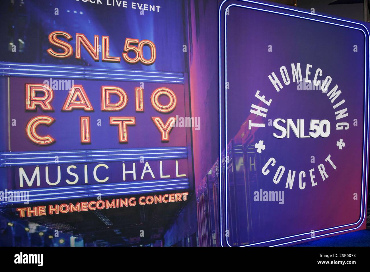 A view of the backdrop during the SNL50: The Homecoming Concert at ...