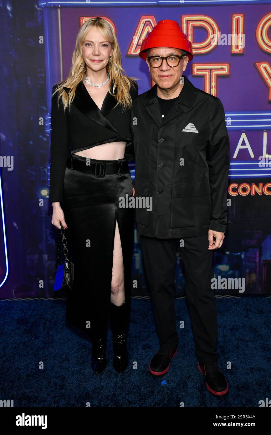 Riki Lindhome Left And Fred Armisen Attend The Snl50 The Homecoming