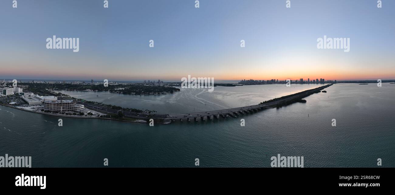 Morning Light on South Beach, Miami, Florida Stock Photo - Alamy