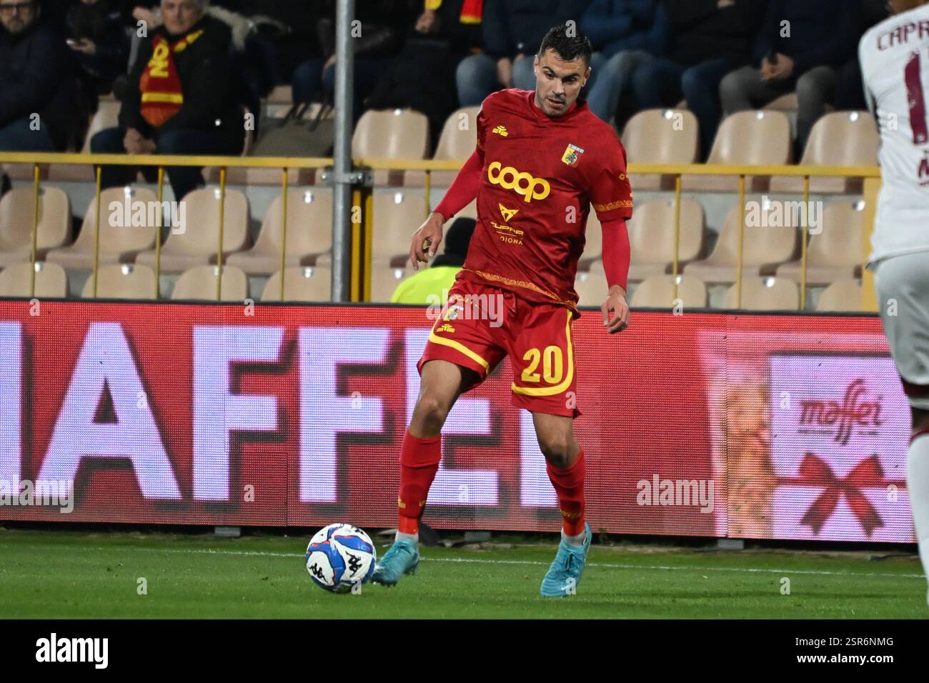 Catanzaro, Italy. 14th Feb, 2025. Simone Pontisso during Us Catanzaro ...