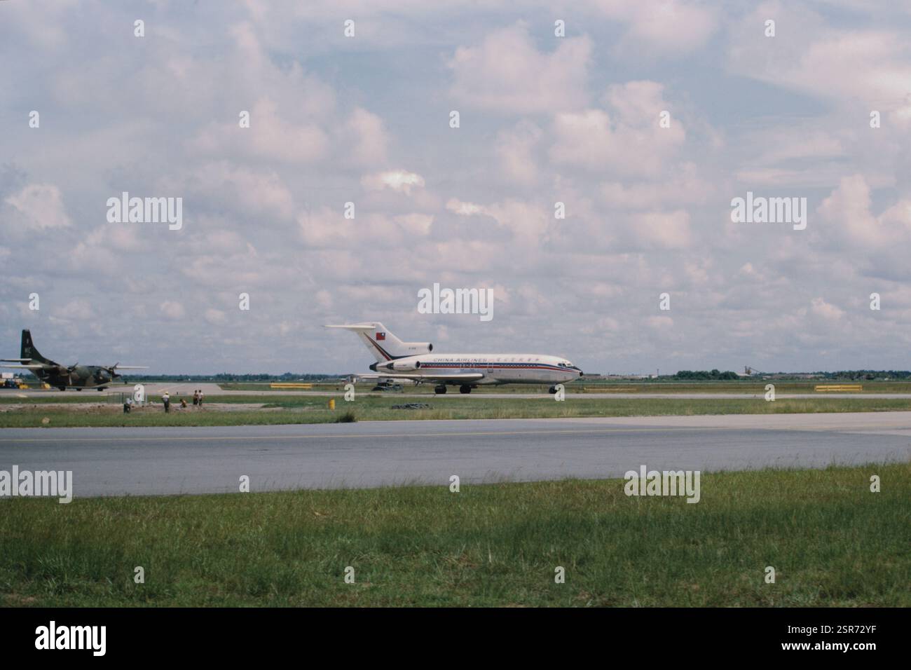 China Airlines 727 passenger jet, 1970's Vietnam Stock Photo - Alamy