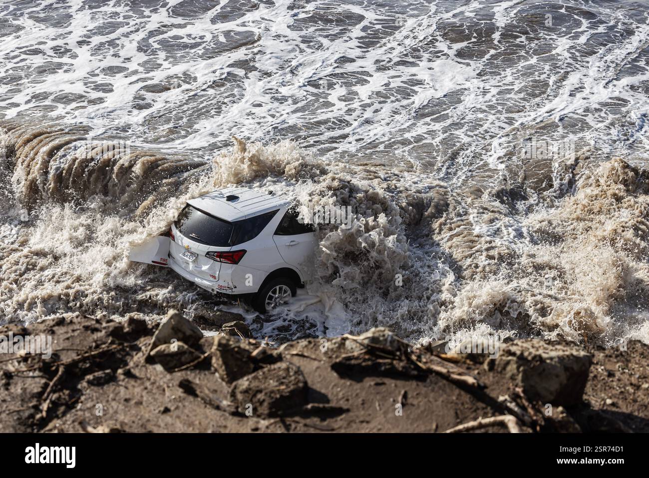 Pacific Palisades, USA. 14th Feb, 2025. Mudslide damage along Pacific ...