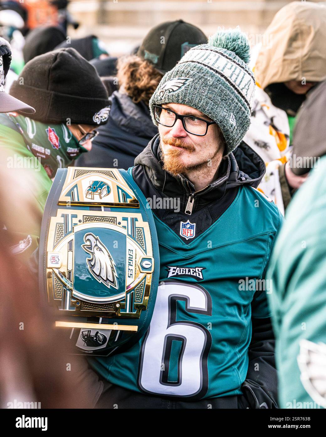 Philadelphia Eagles fans at the Super Bowl parade celebration - NFL ...