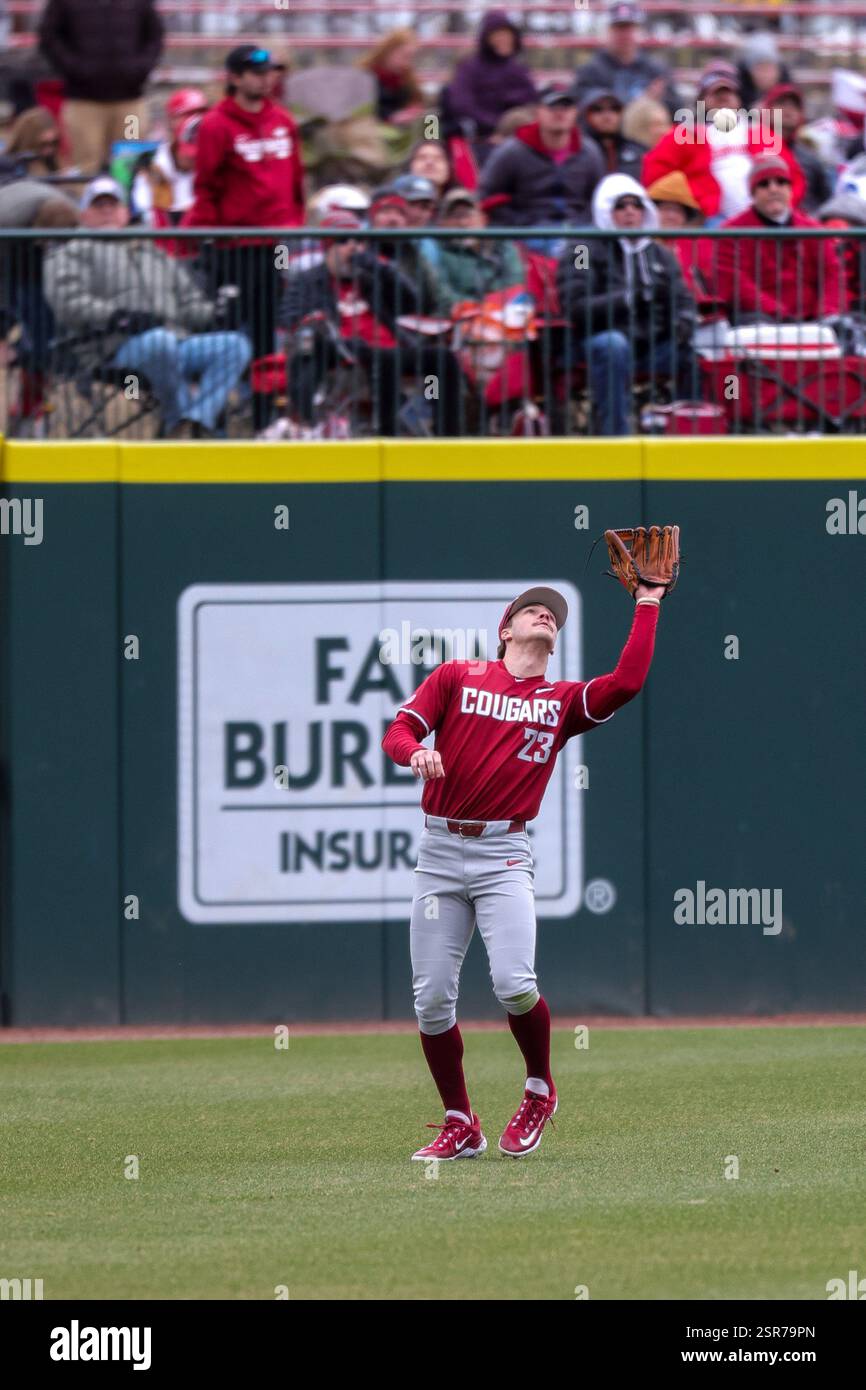 February 14, 2025: Cougars outfielder Max Hartman (23) settles under a ...
