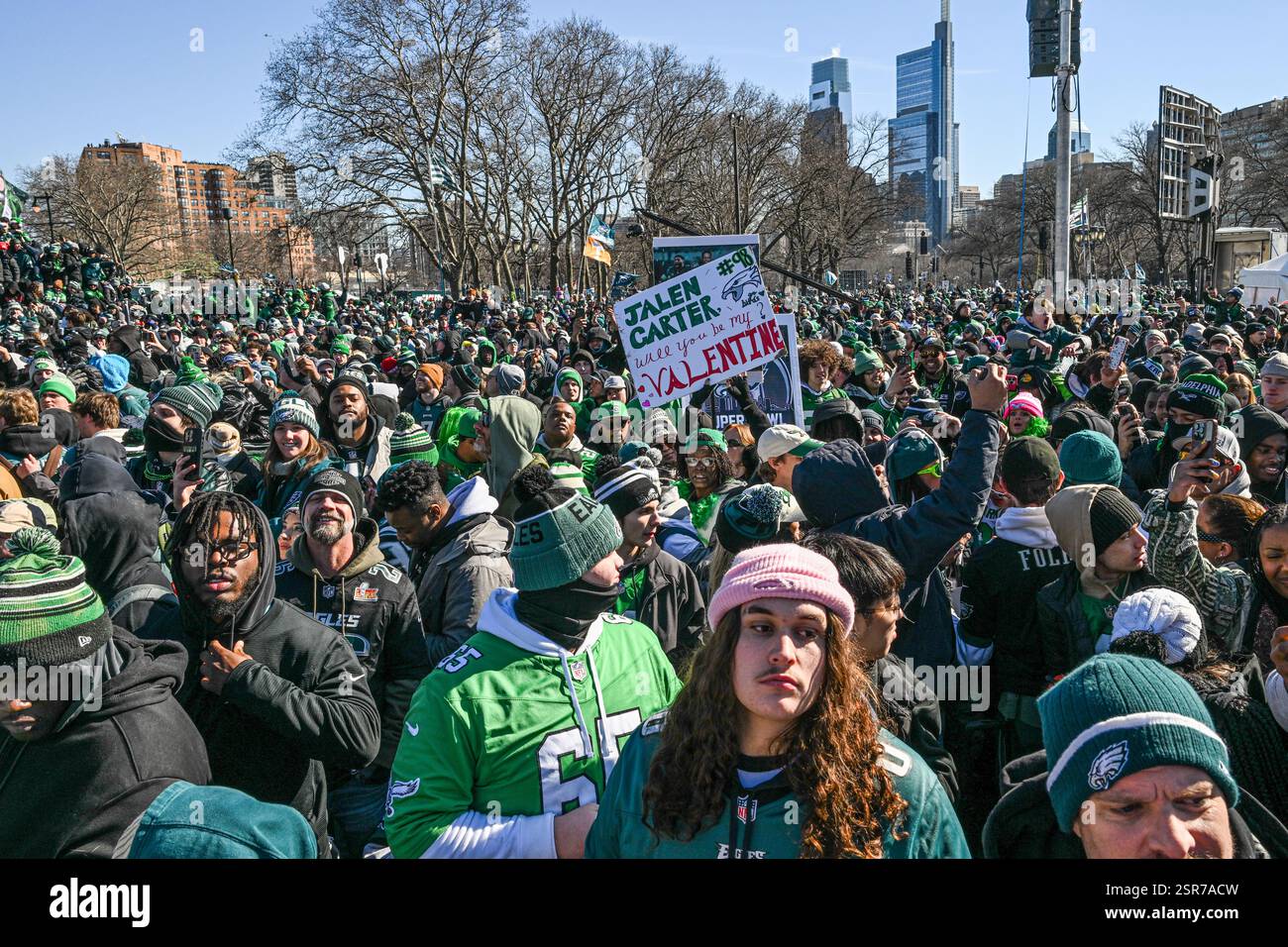 Philadelphia Eagles fans at the Super Bowl parade celebration - NFL ...