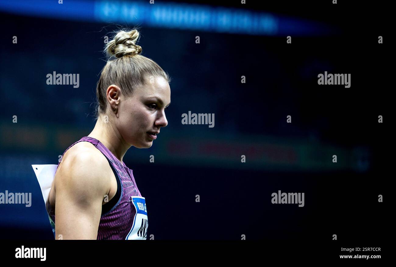 Sprinterin Lisa MAYER (GER) kurz vor ihrem 60m-Vorlauf; ISTAF Indoor am ...