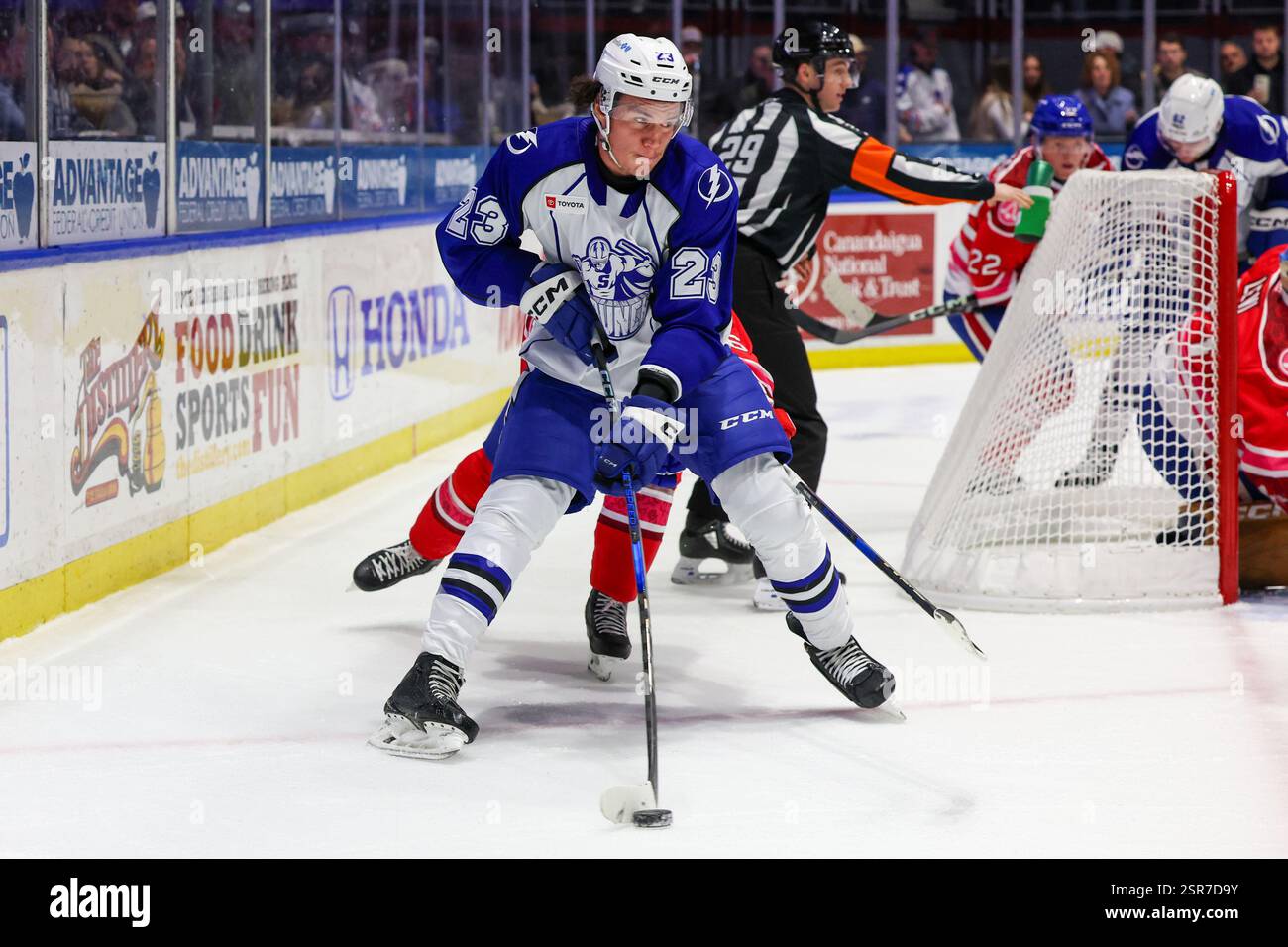 Rochester, New York, USA. 14th Feb, 2025. Syracuse Crunch forward Maxim ...