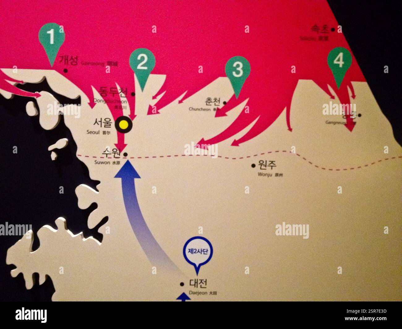 Korean Peninsula, red arrows indicate North Korean invasion routes ...