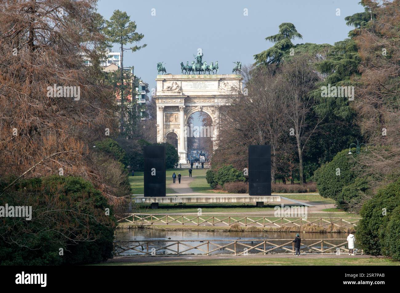 Milan - The Gateway to Northern Italy Arco della Pace Arch of Peace ...