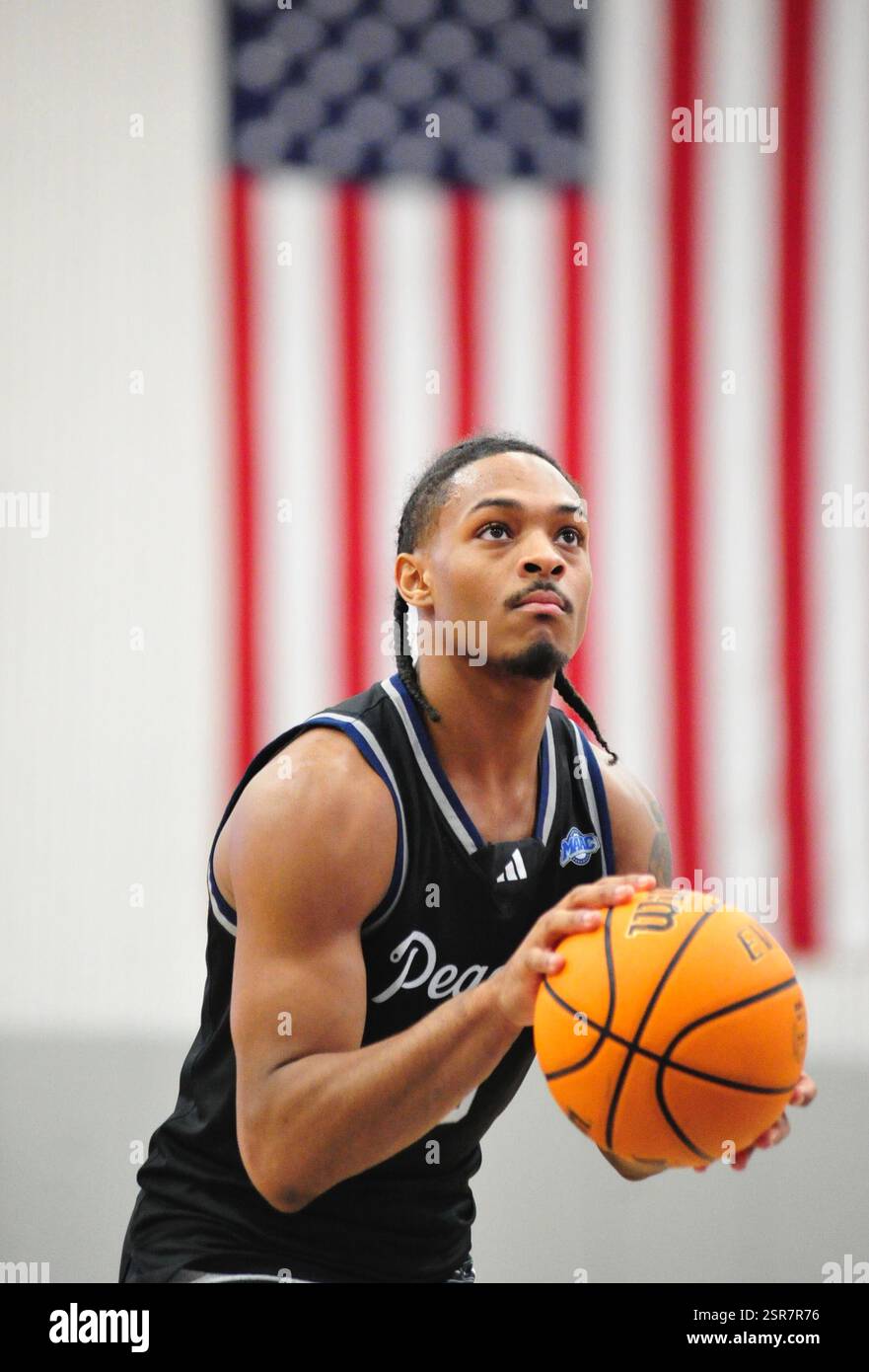 Jersey City, USA. 14th Feb, 2025. Saint Peter's Armoni Zeigler (5) at ...