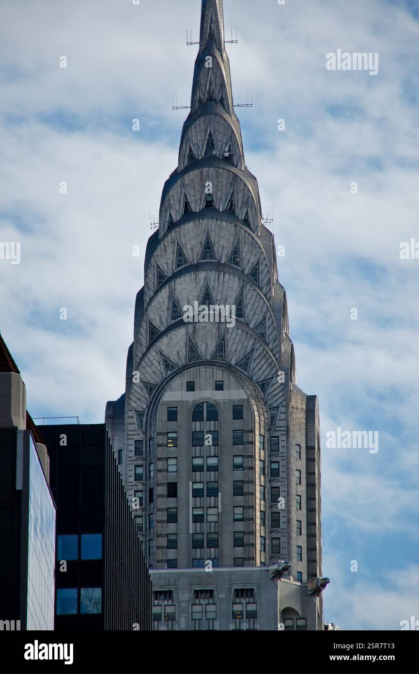 New York City's Chrysler Building crowned with a unique spire. Art Deco ...