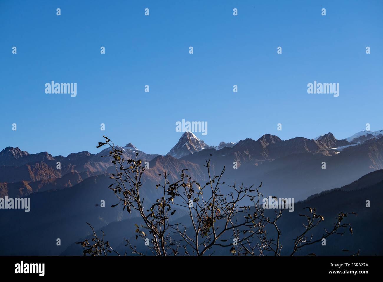 Srikantha peak hi-res stock photography and images - Alamy