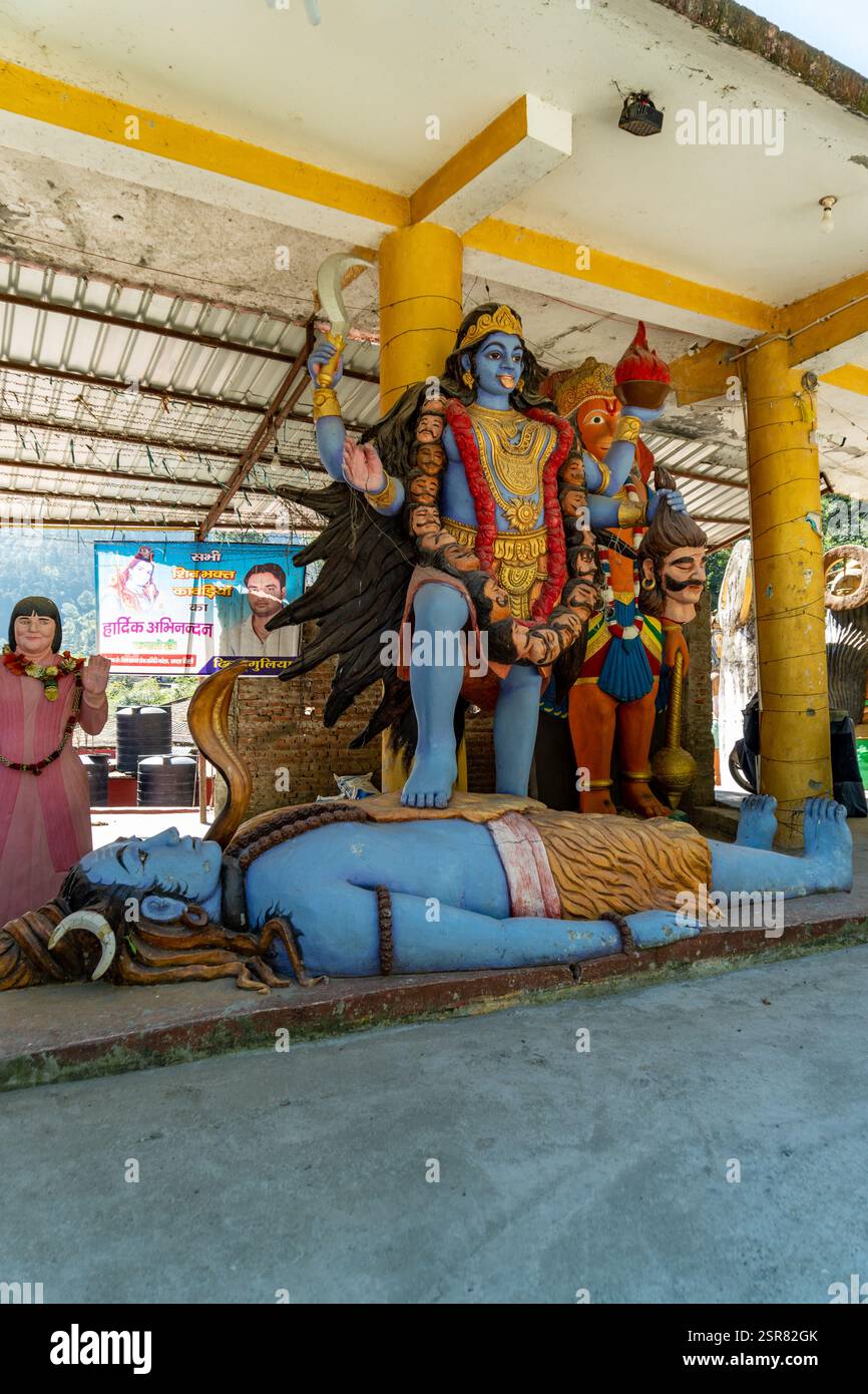 Statue goddess kali powerful hindu hi-res stock photography and images ...