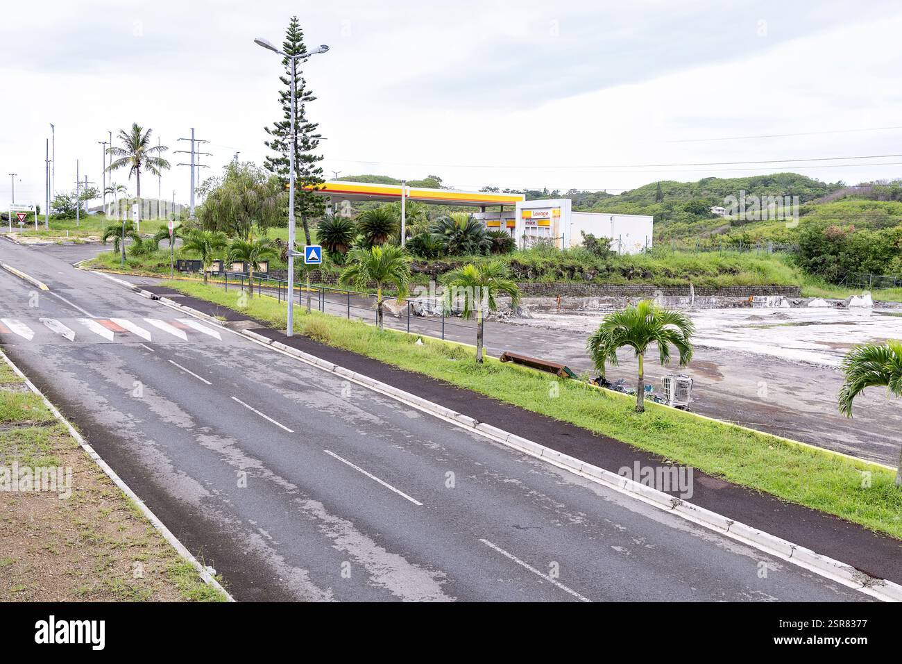 Gas Station Shell at Kenu-In shopping center in Dumbea on the French ...
