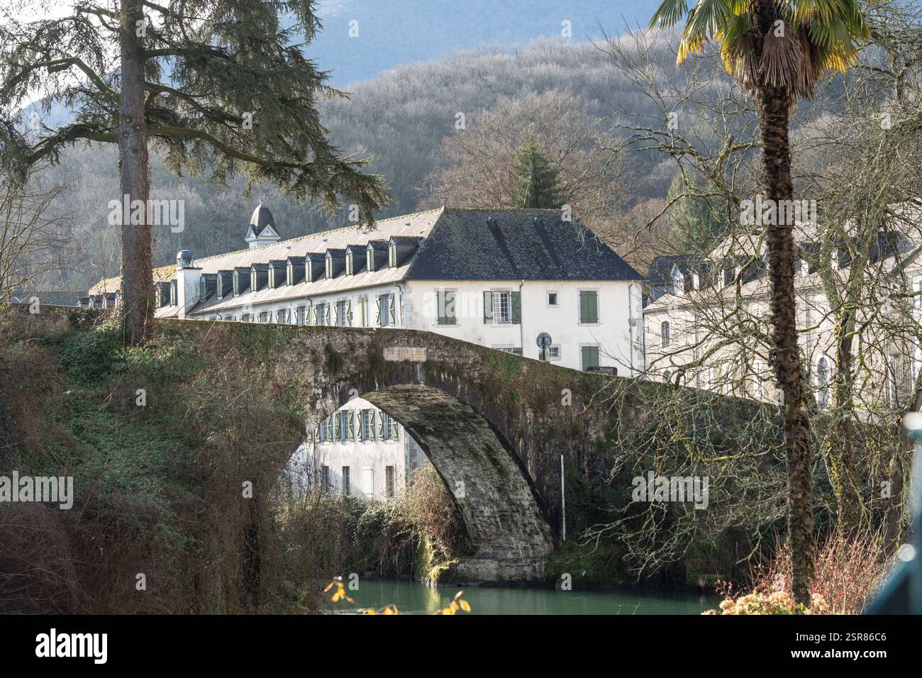 France, Pyrénées Atlantique, Février 2025, Vue du collège Le Beau ...