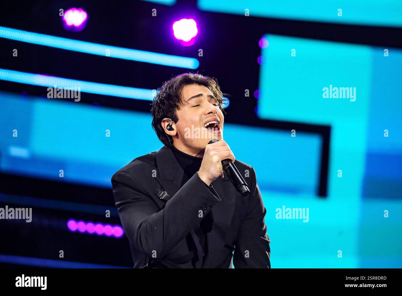 Italian singer Music Concert - Benji e Fede - Sanremo 2025 - Suzuki ...