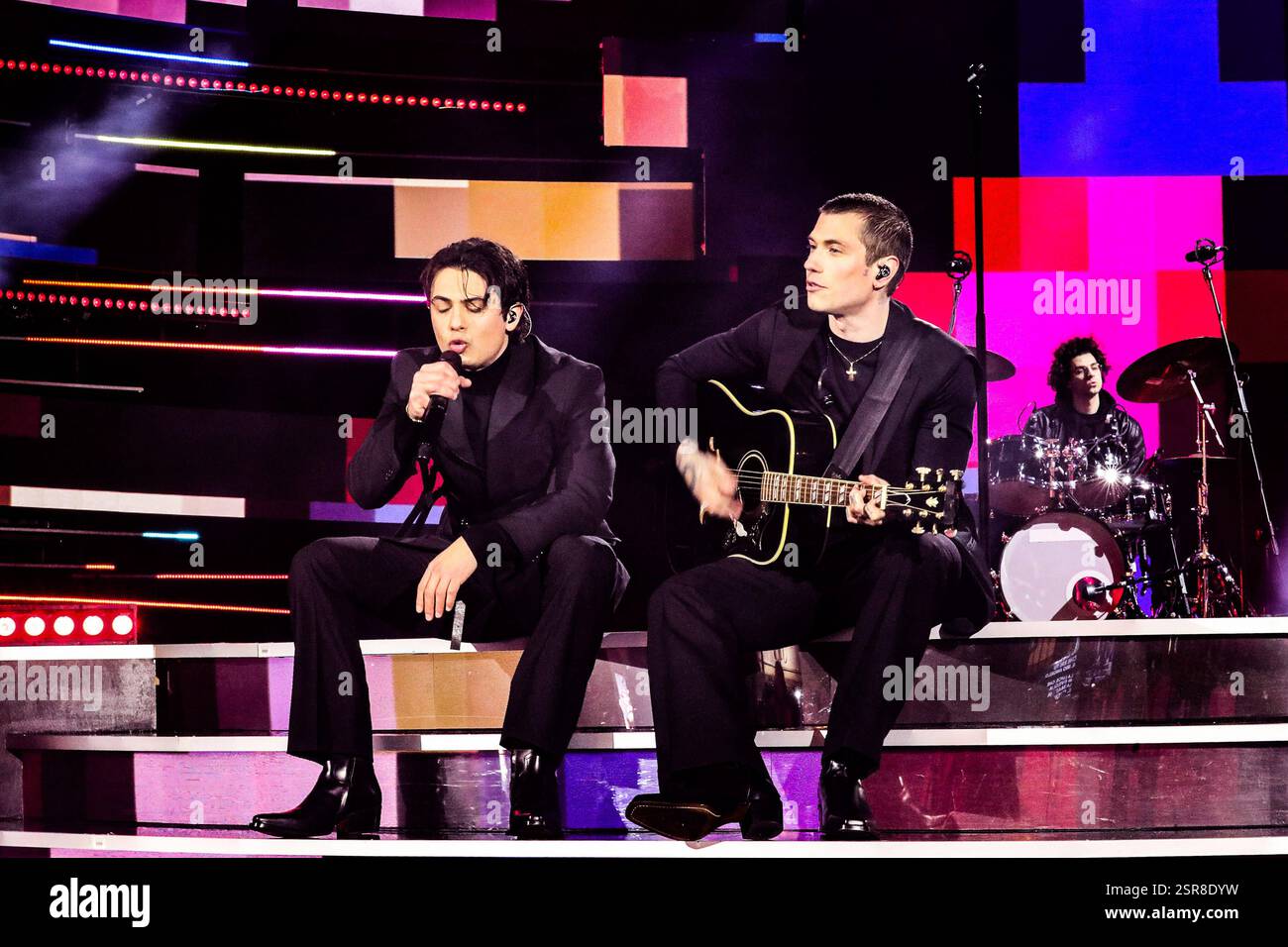 Italian singer Music Concert - Benji e Fede - Sanremo 2025 - Suzuki ...