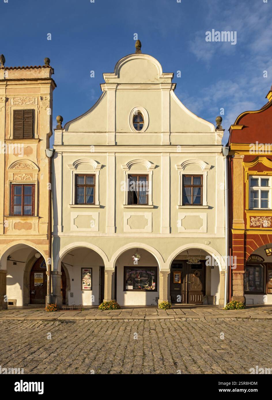 Renaissance-Baroque house with high gable at 52 ZachariaTe z Hradce ...