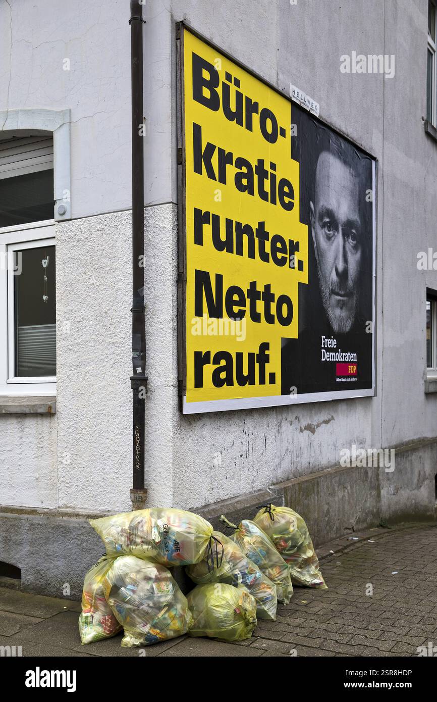 Large FDP election poster with Christian Lindner and the words ...