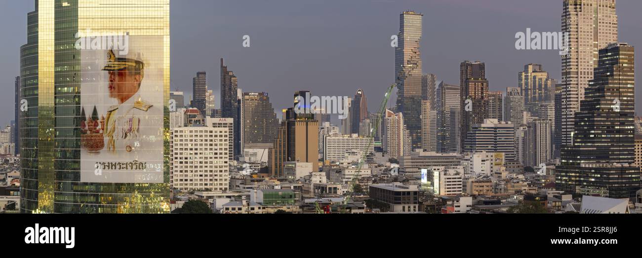 Panorama from the viewing platform of the Iconsiam on CAT Tower with ...