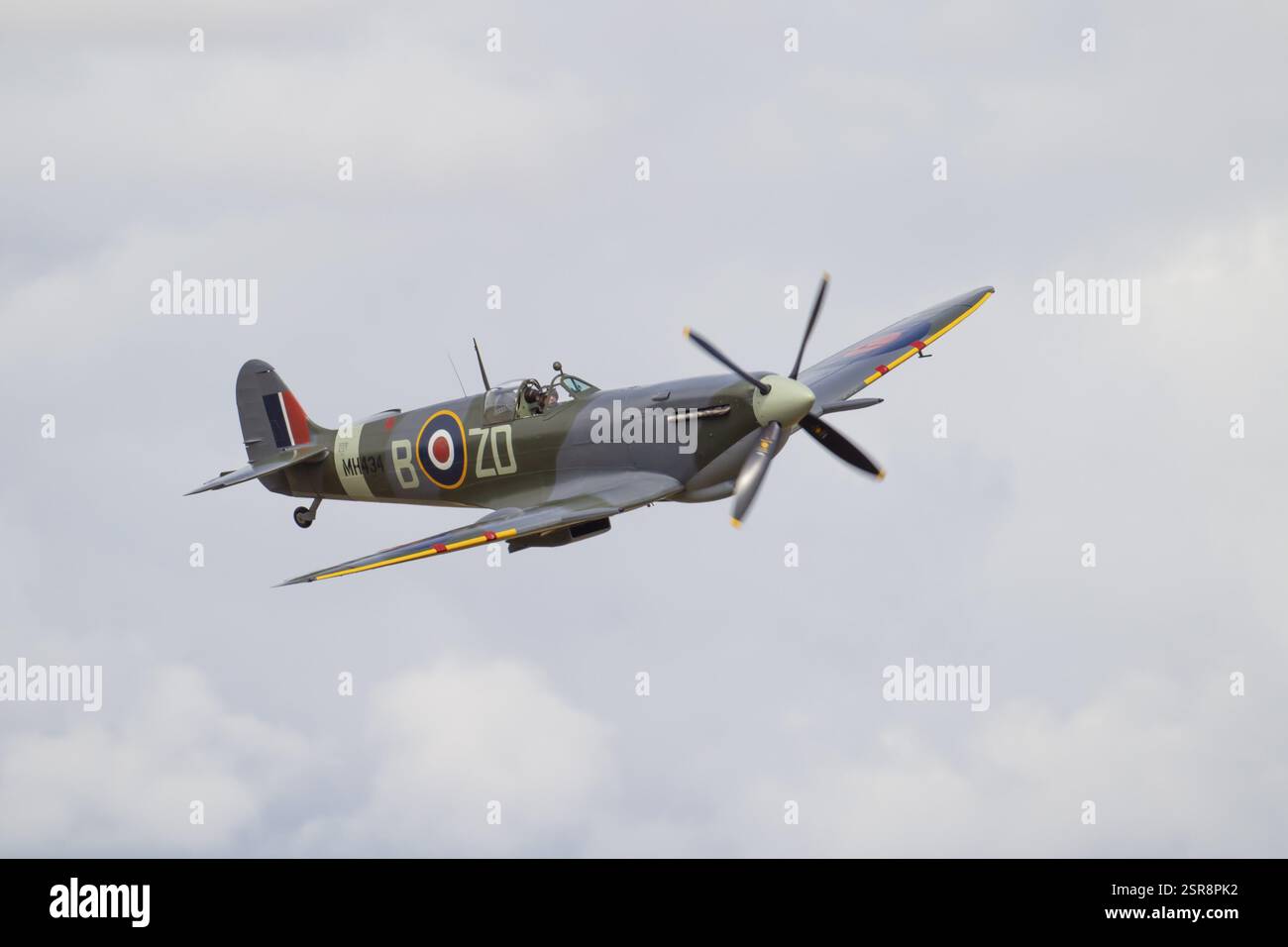 Supermarine Spitfire warbird aircraft in RAF Royal air force colours ...