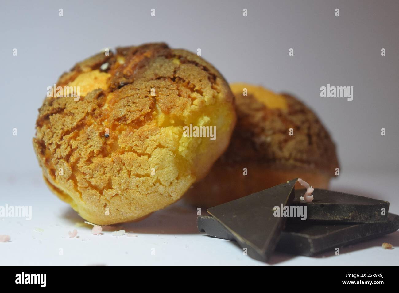 Food close up pieces hi-res stock photography and images - Alamy