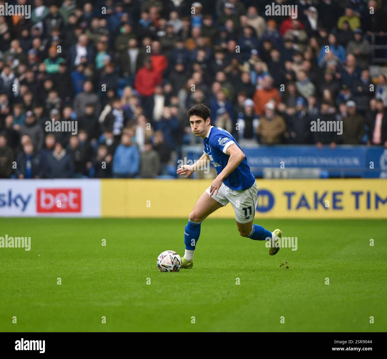 Cardiff City Stadium, Cardiff, UK. 15th Feb, 2025. EFL Championship ...