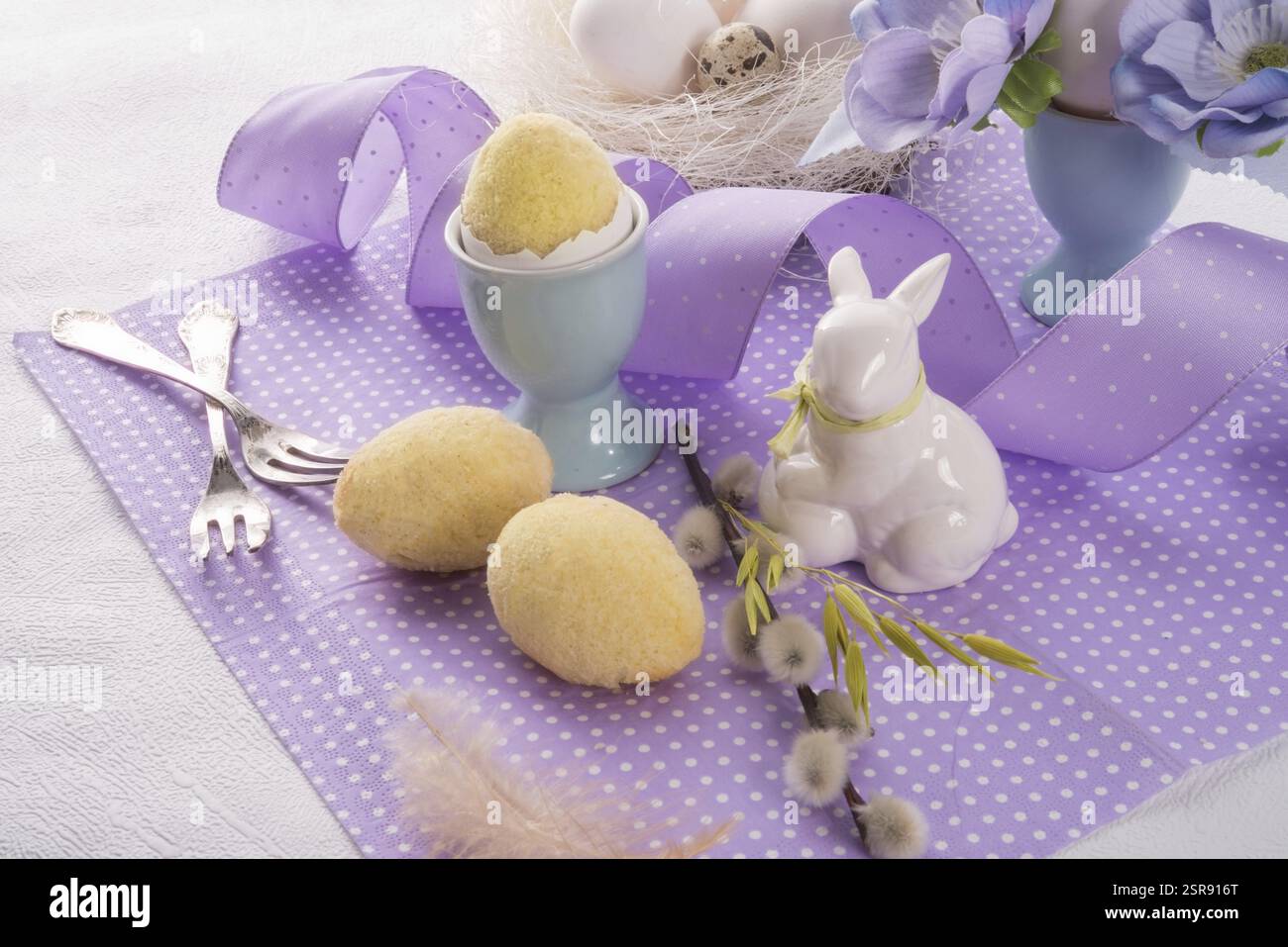 Oster cake in the chicken egg Stock Photo - Alamy