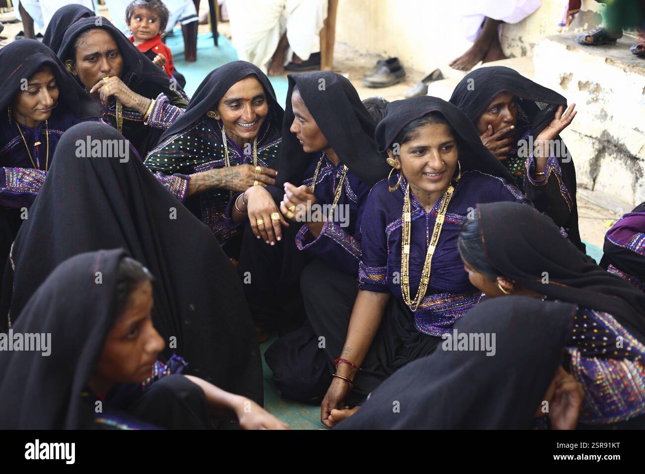 Kutchi rabadi women, kutch, gujarat, india, asia Stock Photo - Alamy
