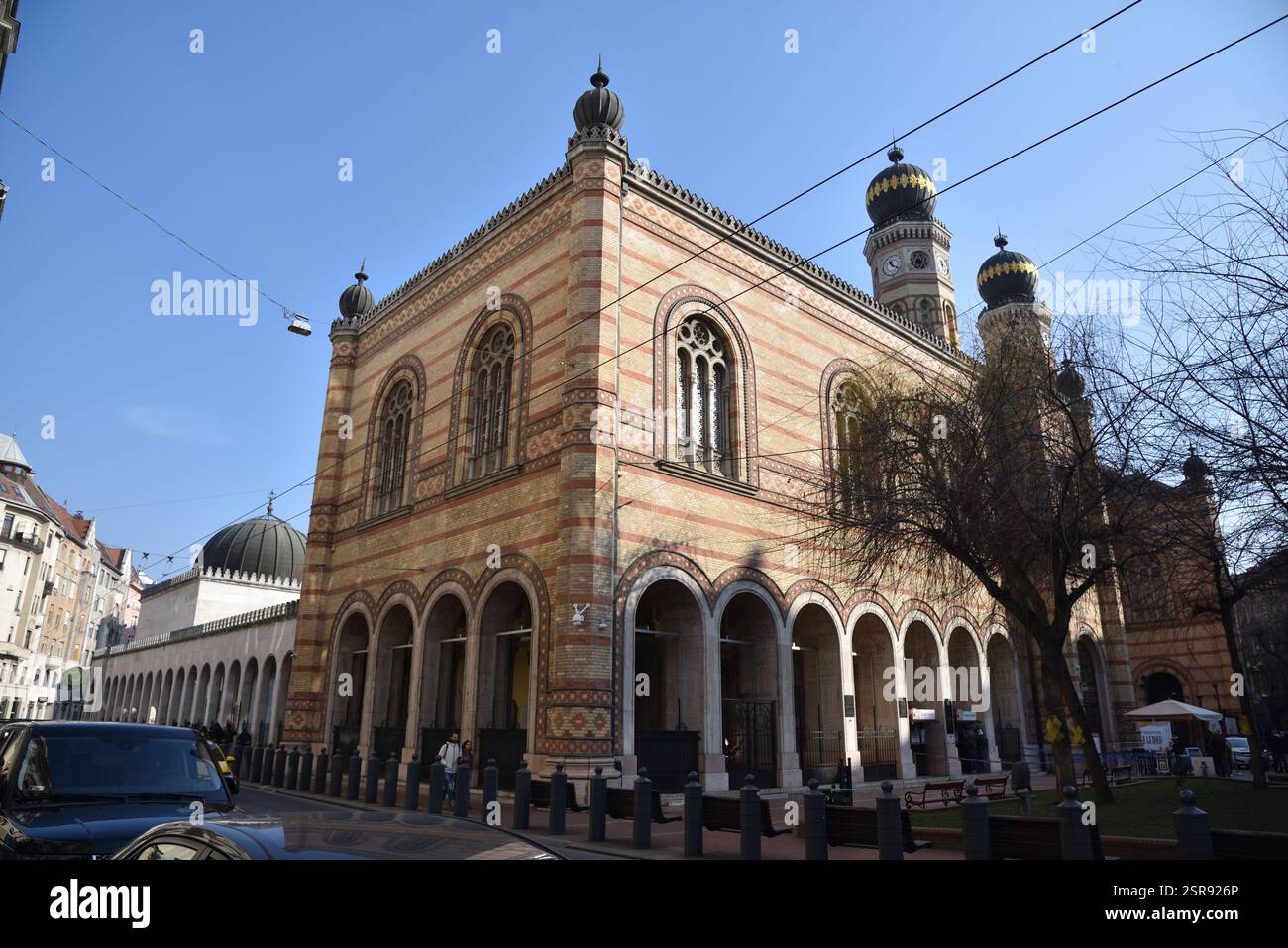 Budapest city, Hungarian capital - Jewish synagogue in city center ...