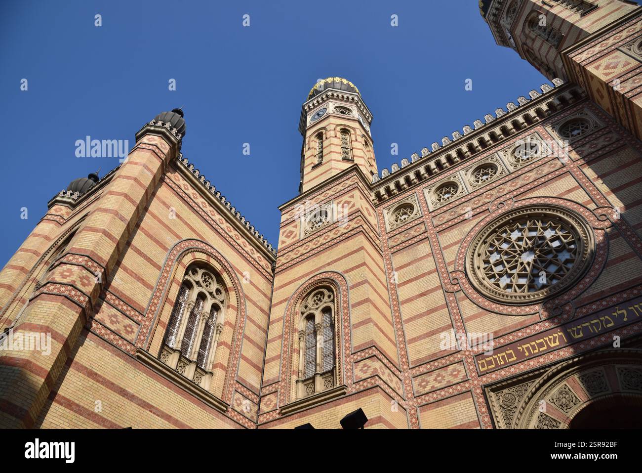 Budapest city, Hungarian capital - Jewish synagogue in city center ...