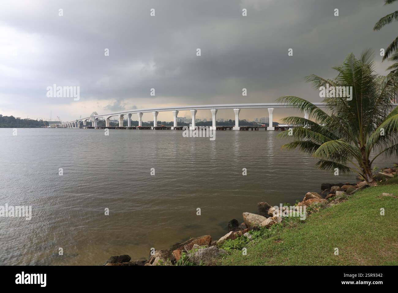 View towards Singapore from Johor Bahru, Malaysia Stock Photo - Alamy