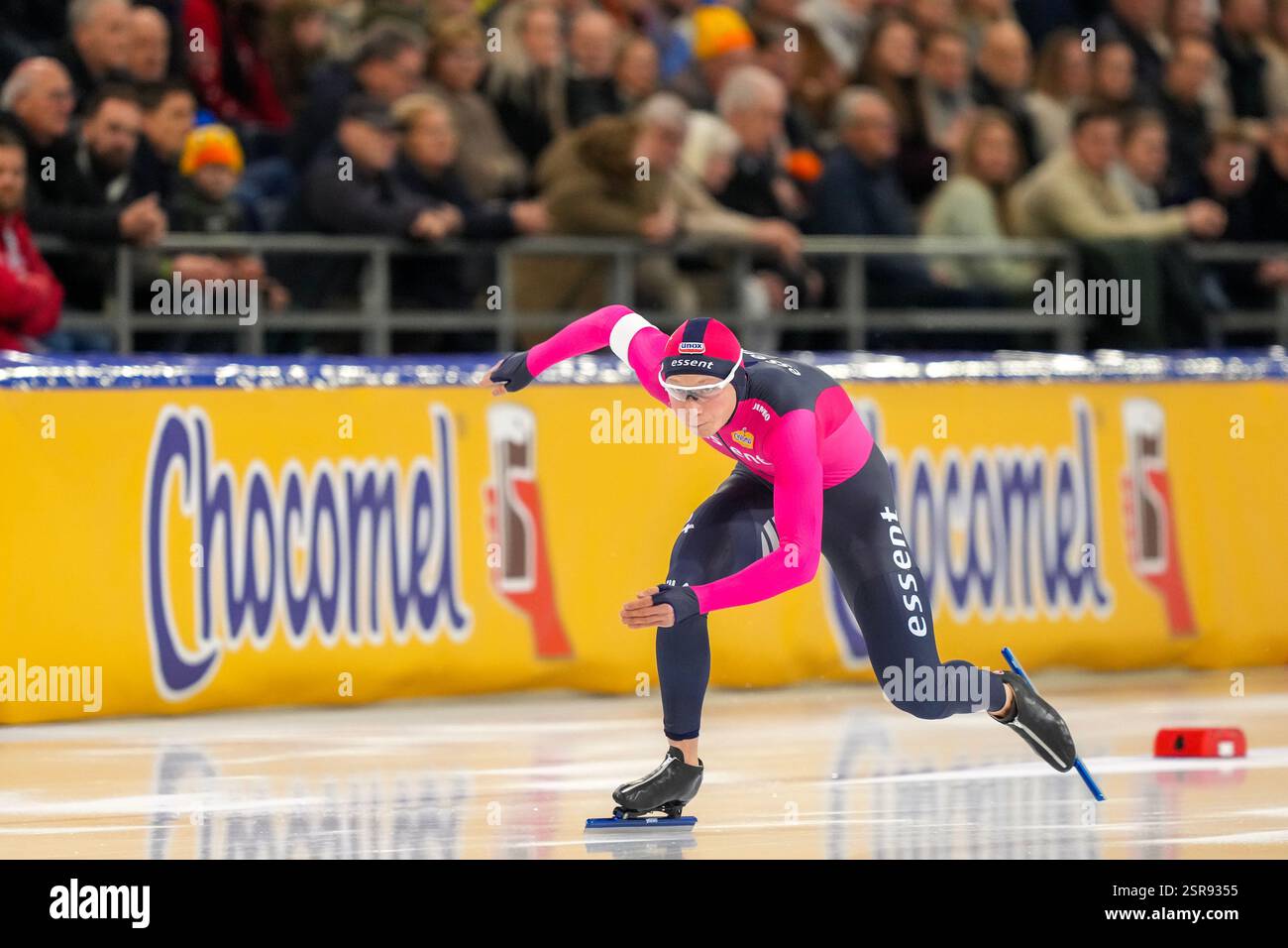 Start 2025 hi-res stock photography and images - Alamy