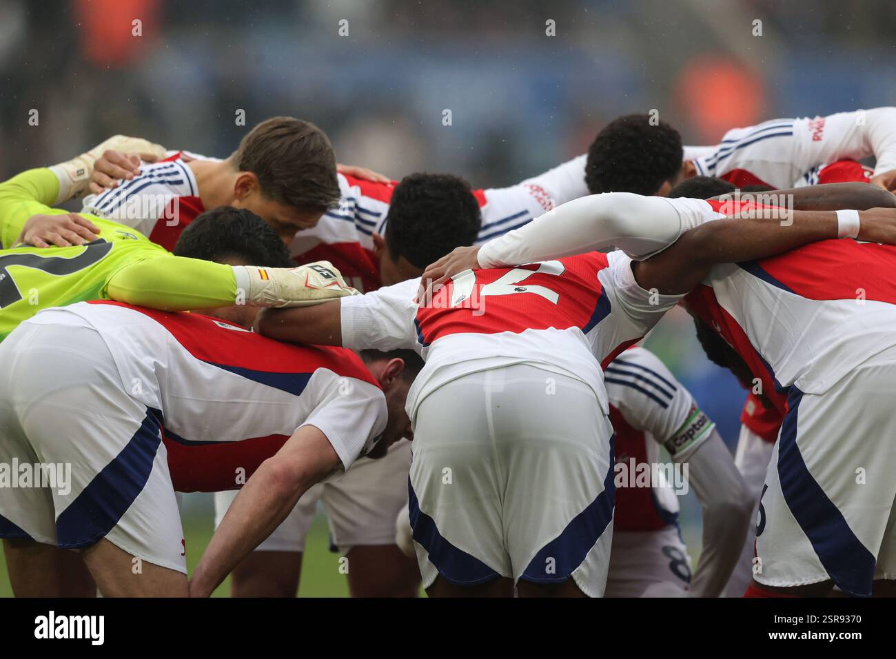 Leicester, UK. 15th Feb, 2025. Arsenal have a group huddle during the ...