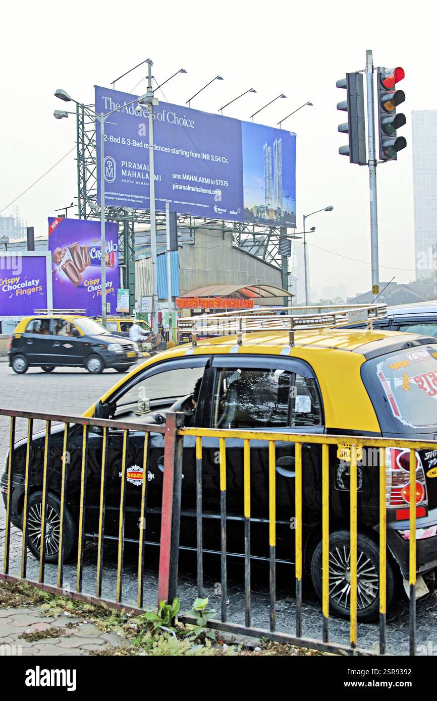 Mahalaxmi Railway Station entrance, Mumbai, Maharashtra, India, Asia ...