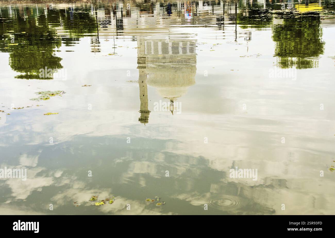 Hazratbal shrine reflected in Dal Lake, Srinagar, Kashmir, India, Asia ...