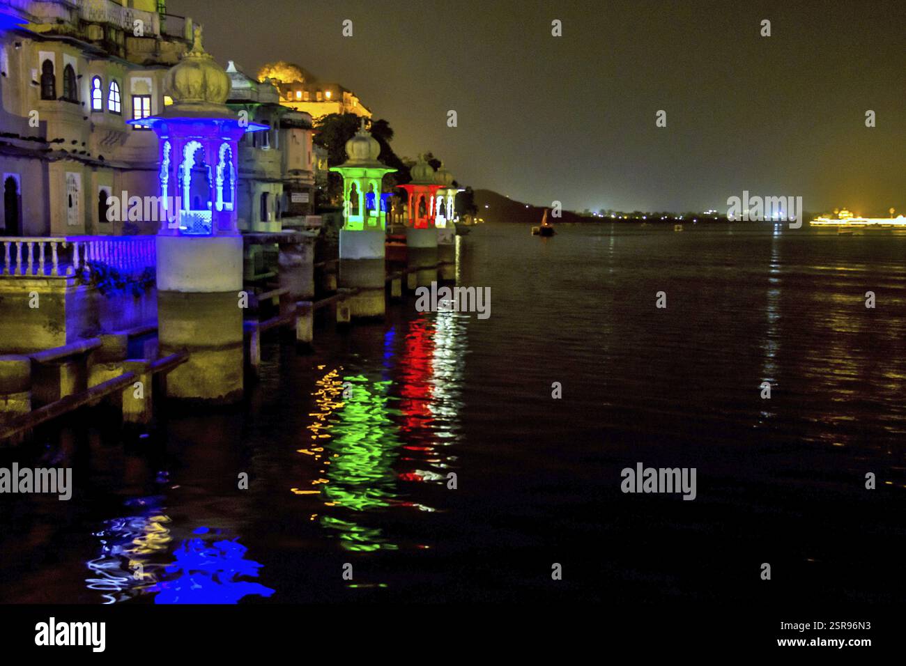 Gangaur Ghat, Lake Pichola, Udaipur, Rajasthan, India, Asia Stock Photo ...