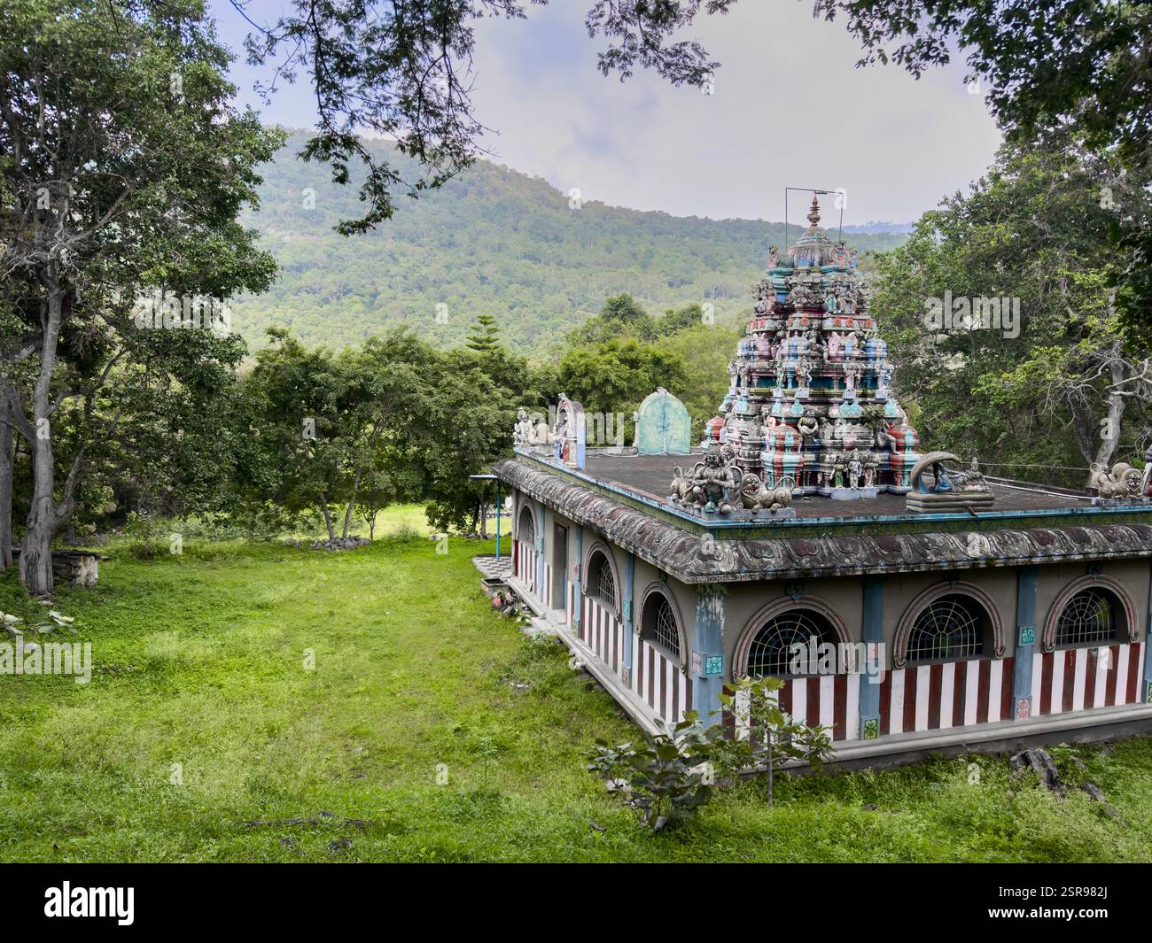 Sri Kariya ramar temple located in the small town of Valavandhi near ...