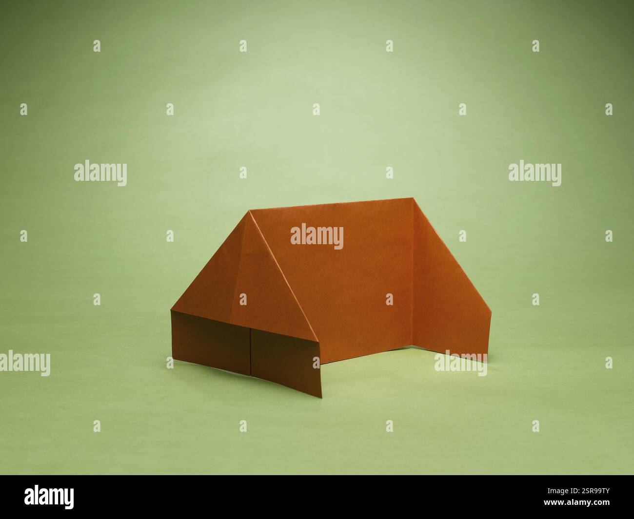 Origami farmhouse barn India Asia Stock Photo - Alamy