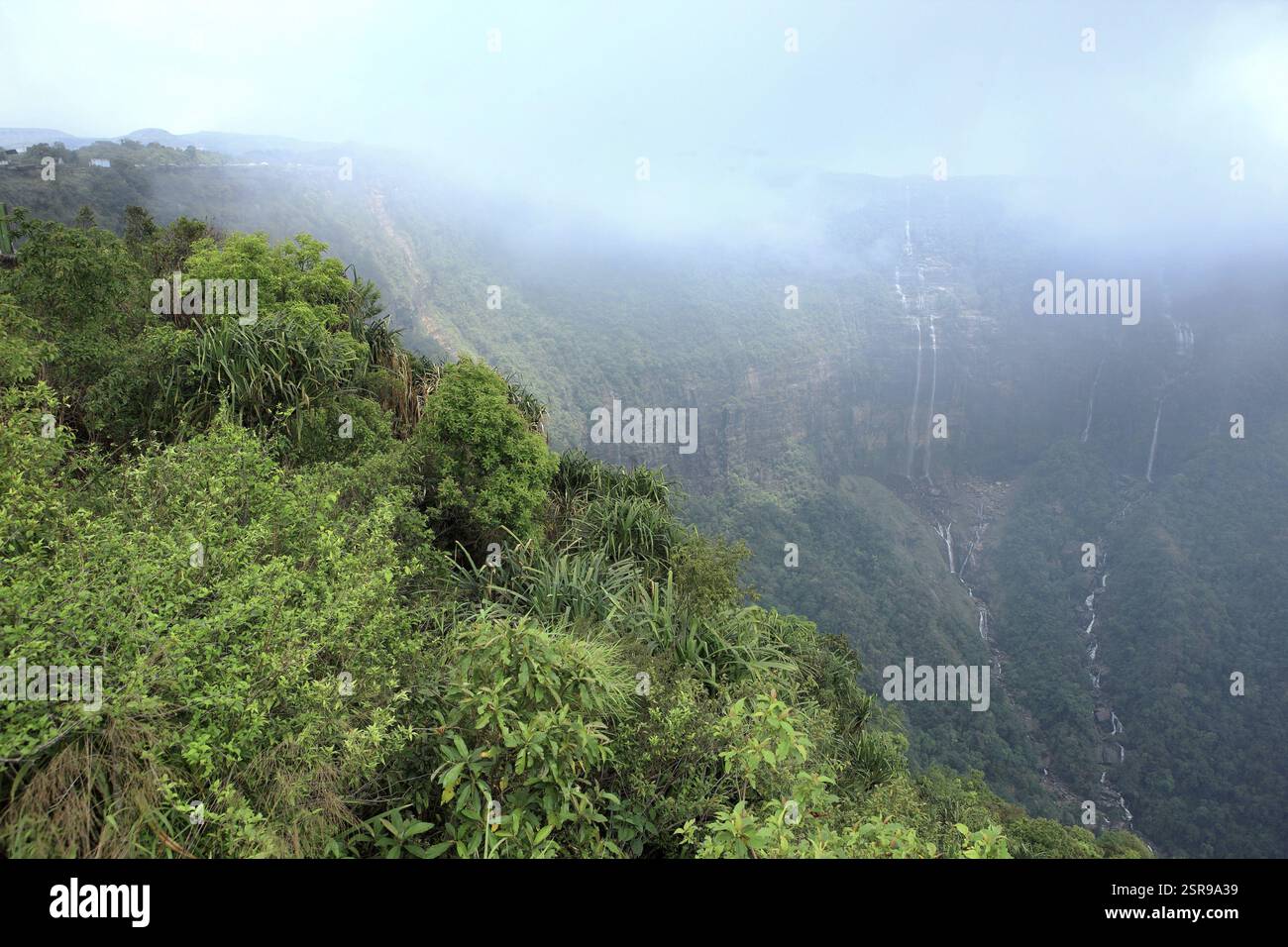 Nohsngithiang waterfalls, Cherrapunji, Sohra, Meghalaya, India, Asia ...