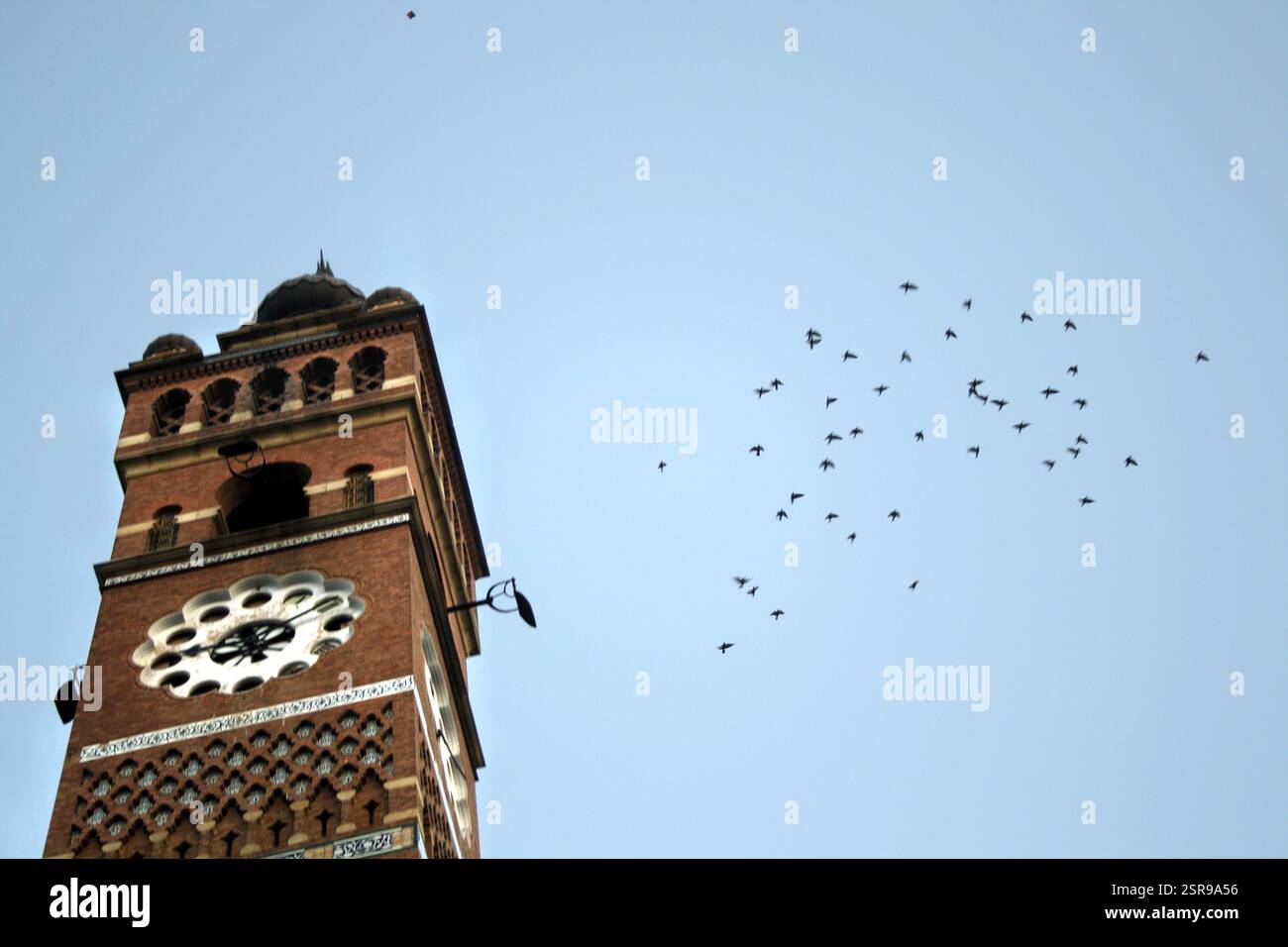 Clock tower, Lucknow, Uttar Pradesh, India, Asia Stock Photo - Alamy
