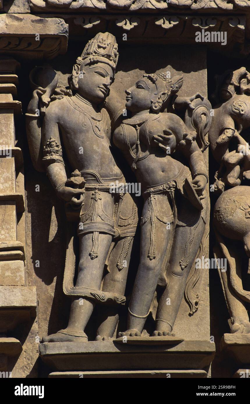 Couple lord Vishnu & Lakshmi, Parswanath temple, Eastern Group ...